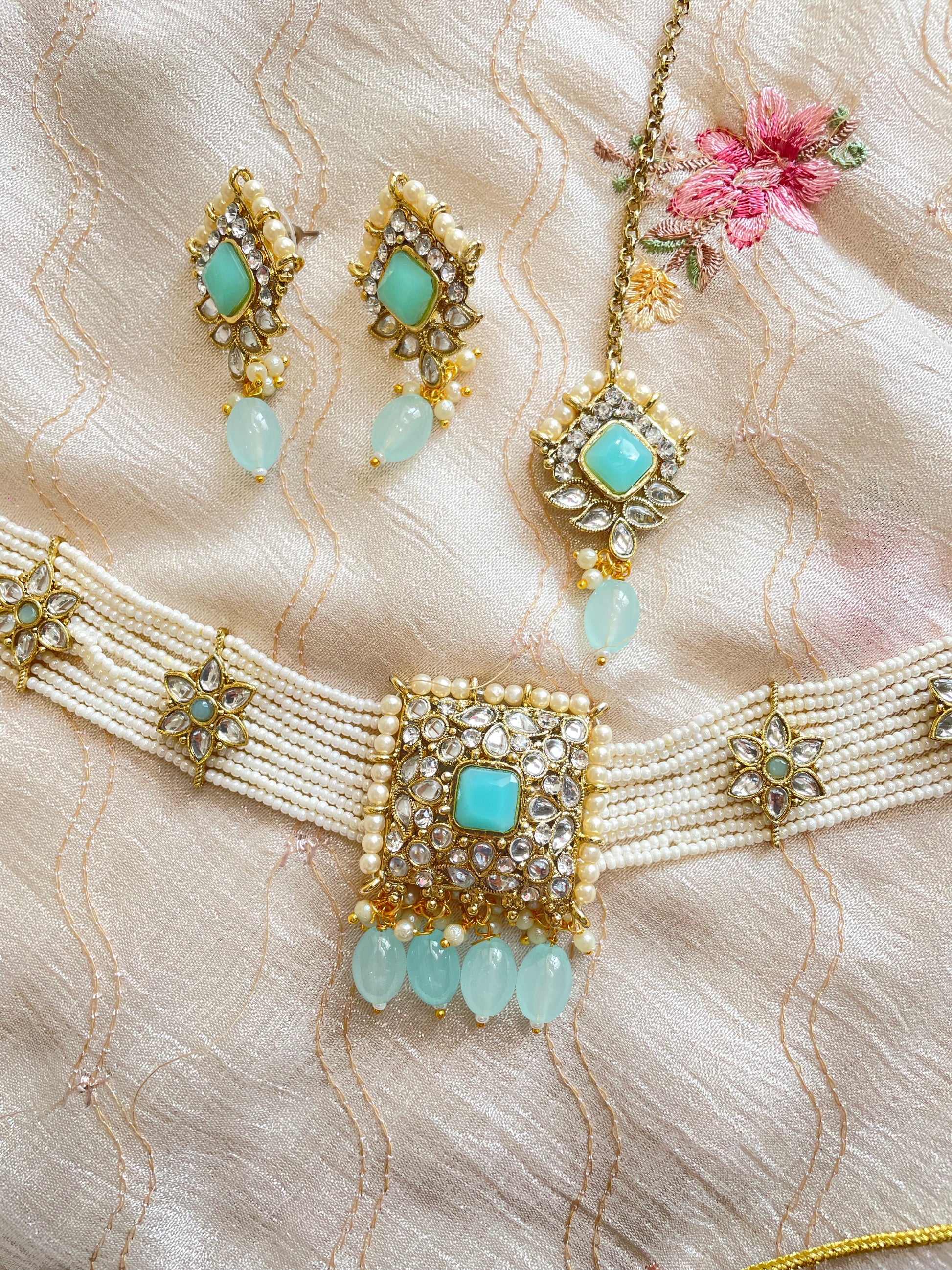 Necklace set under 200 store
